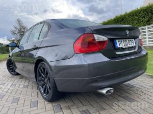 Grey BMW 320 2008 in Riga, with an engine capacity of 2.00 L and mileage of 235 thousand km for 3550 €, photo 4 on AUTOMOTO.COM.LV