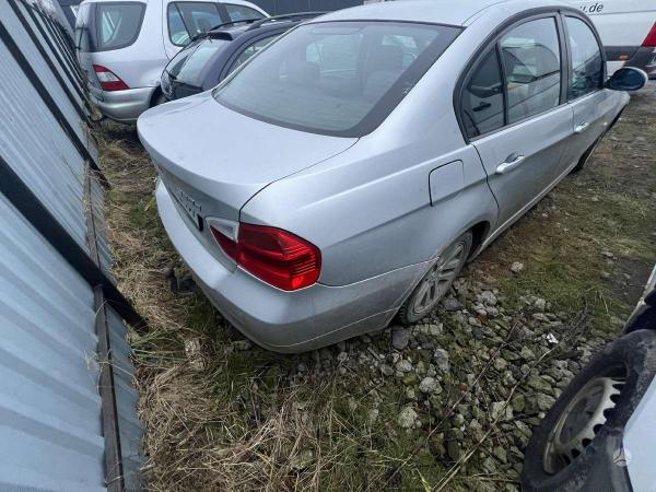 Grey BMW 320 2008 in Kaunas, with an engine capacity of 2.00 L and mileage of 410 thousand km for 2150 €, photo 6 on AUTOMOTO.COM.LV