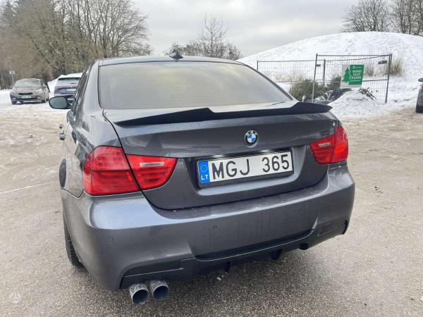 Grey BMW 320 2008 in Kaunas, with an engine capacity of 2.00 L and mileage of 300 thousand km for 5700 €, photo 5 on AUTOMOTO.COM.LV