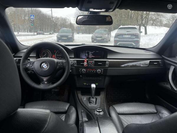 Grey BMW 320 2008 in Kaunas, with an engine capacity of 2.00 L and mileage of 300 thousand km for 5700 €, photo 9 on AUTOMOTO.COM.LV