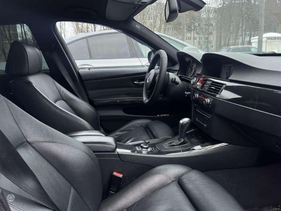 Pelēks BMW 320 2008 Kauņa, ar dzinēja tilpumu 2.00 L un nobraukumu 300 tūkst. km par 5700 €, foto 11 vietnē AUTOMOTO.COM.LV
