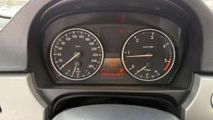 Grey BMW 320 2008 in Vilnius, with an engine capacity of 2.00 L and mileage of 324 thousand km for 4300 €, photo 10 on AUTOMOTO.COM.LV