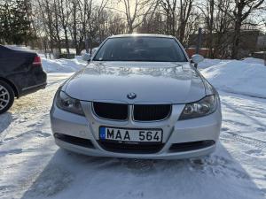 Grey BMW 320 2008 in Vilnius, with an engine capacity of 2.00 L and mileage of 255 thousand km for 3500 €, photo 3 on AUTOMOTO.COM.LV