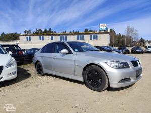 Grey BMW 320 2008 in Utena, with an engine capacity of 2.00 L and mileage of 220 thousand km for 1990 €, photo 5 on AUTOMOTO.COM.LV