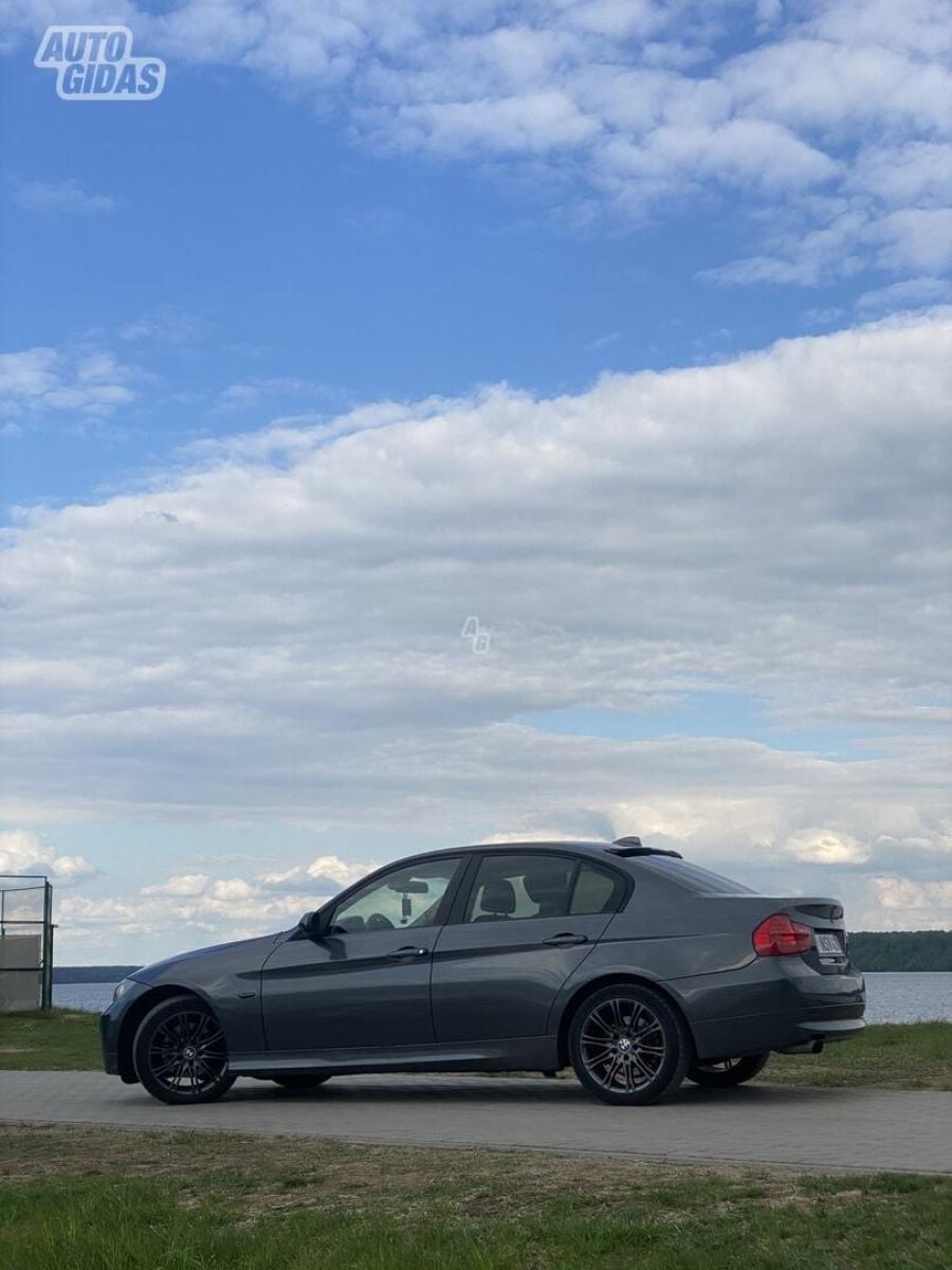 Grey BMW 320 2008 in Kaunas, with an engine capacity of 2.00 L and mileage of 433 thousand km for 3000 €, photo 3 on AUTOMOTO.COM.LV