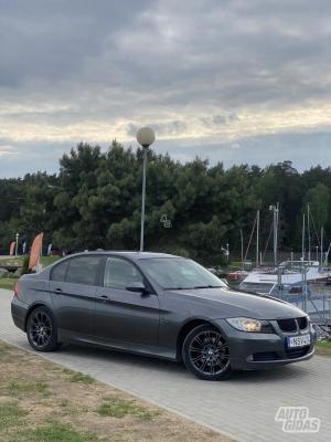 Grey BMW 320 2008 in Kaunas, with an engine capacity of 2.00 L and mileage of 433 thousand km for 3000 €, photo 4 on AUTOMOTO.COM.LV