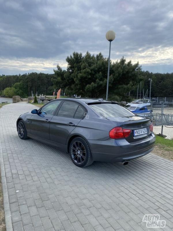 Grey BMW 320 2008 in Kaunas, with an engine capacity of 2.00 L and mileage of 433 thousand km for 3000 €, photo 5 on AUTOMOTO.COM.LV