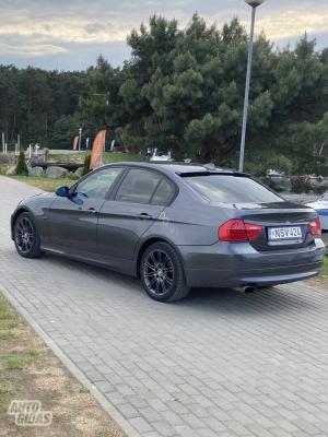 Grey BMW 320 2008 in Kaunas, with an engine capacity of 2.00 L and mileage of 433 thousand km for 3000 €, photo 13 on AUTOMOTO.COM.LV