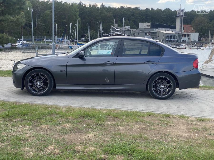 Grey BMW 320 2008 in Kaunas, with an engine capacity of 2.00 L and mileage of 433 thousand km for 3000 €, photo 15 on AUTOMOTO.COM.LV
