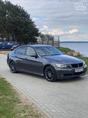 Grey BMW 320 2008 in Kaunas, with an engine capacity of 2.00 L and mileage of 433 thousand km for 3000 €, photo 18 on AUTOMOTO.COM.LV