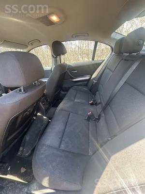 Pelēks BMW 320 2008 Limbaži, ar dzinēja tilpumu 2.00 L un nobraukumu 0 tūkst. km par 2200 €, foto 5 vietnē AUTOMOTO.COM.LV