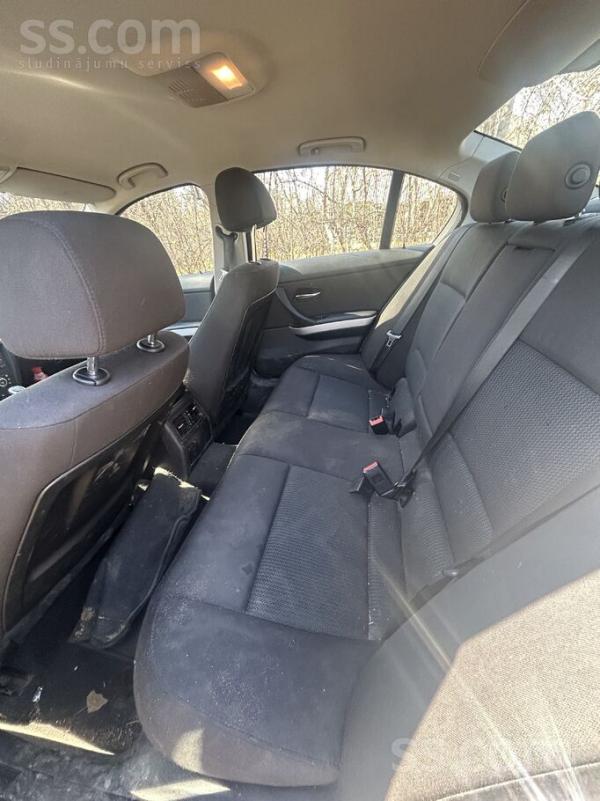 Pelēks BMW 320 2008 Limbaži, ar dzinēja tilpumu 2.00 L un nobraukumu 0 tūkst. km par 2200 €, foto 4 vietnē AUTOMOTO.COM.LV