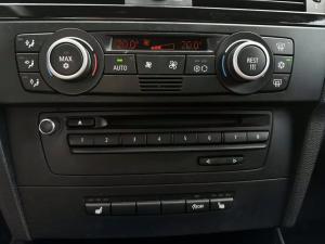 Grey BMW 320 2008 in Riga, with an engine capacity of 2.00 L and mileage of 263 thousand km for 4490 €, photo 20 on AUTOMOTO.COM.LV