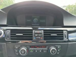 Grey BMW 320 2008 in Riga, with an engine capacity of 2.00 L and mileage of 263 thousand km for 4490 €, photo 22 on AUTOMOTO.COM.LV