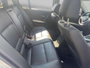 Grey BMW 320 2008 in Kaunas, with an engine capacity of 2.00 L and mileage of 316 thousand km for 4390 €, photo 16 on AUTOMOTO.COM.LV