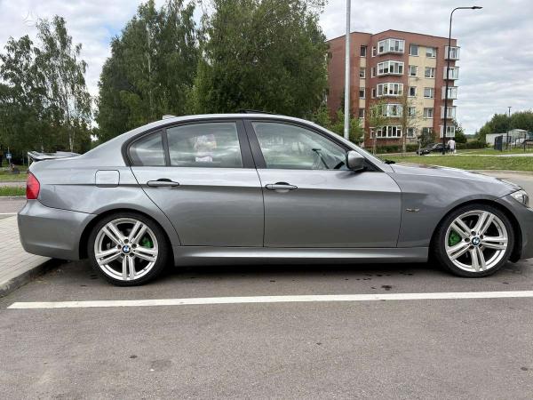 Grey BMW 320 2008 in Vilnius, with an engine capacity of 2.00 L and mileage of 340 thousand km for 5500 €, photo 10 on AUTOMOTO.COM.LV