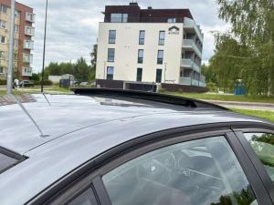 Grey BMW 320 2008 in Vilnius, with an engine capacity of 2.00 L and mileage of 340 thousand km for 5500 €, photo 13 on AUTOMOTO.COM.LV