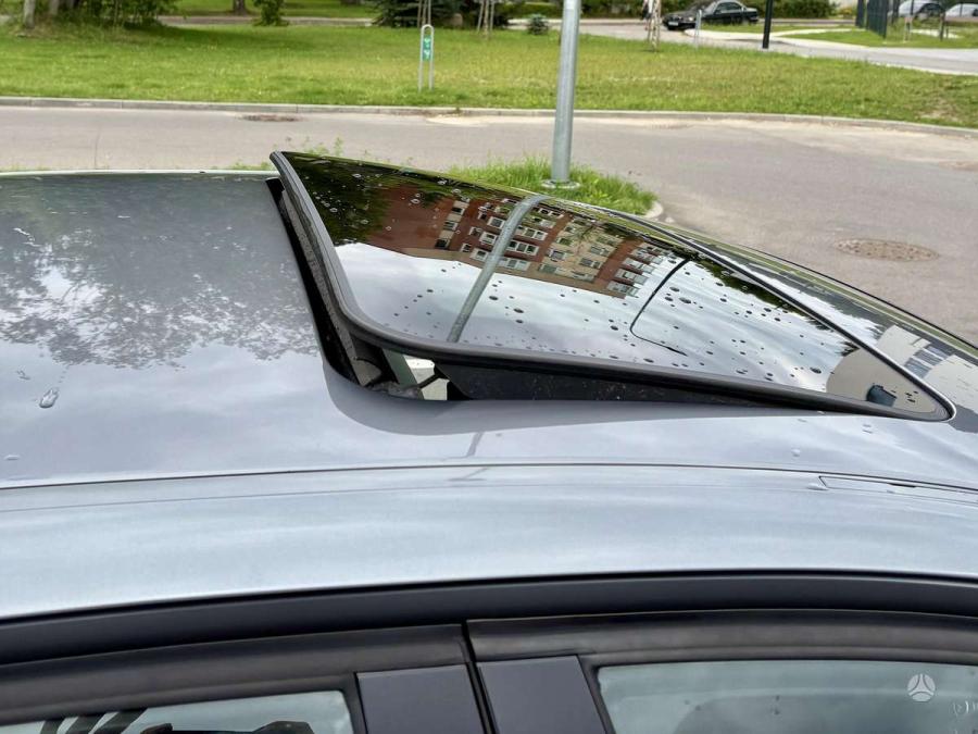 Grey BMW 320 2008 in Vilnius, with an engine capacity of 2.00 L and mileage of 340 thousand km for 5500 €, photo 14 on AUTOMOTO.COM.LV