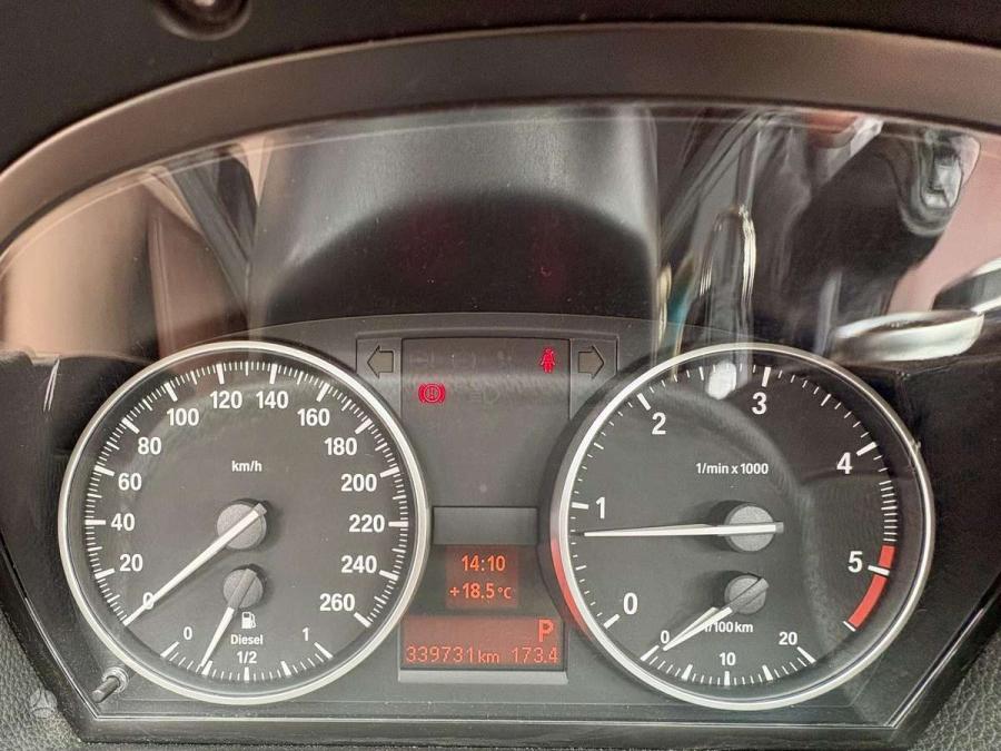 Grey BMW 320 2008 in Vilnius, with an engine capacity of 2.00 L and mileage of 340 thousand km for 5500 €, photo 25 on AUTOMOTO.COM.LV