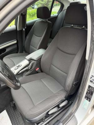 Grey BMW 320 2008 in Prienai, with an engine capacity of 2.00 L and mileage of 266 thousand km for 4150 €, photo 9 on AUTOMOTO.COM.LV