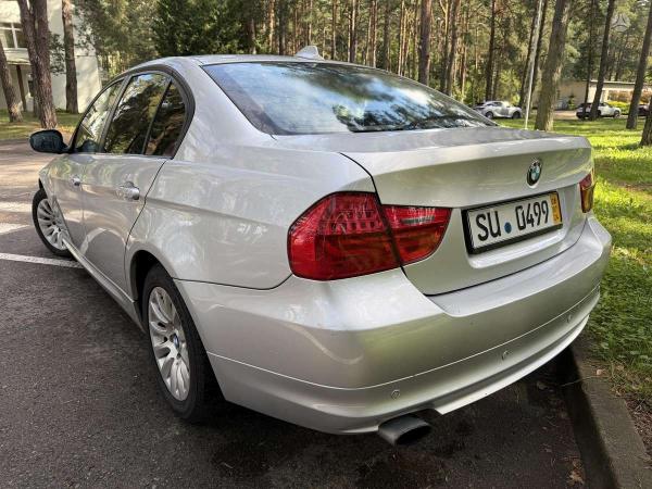 BMW 320 2008 Prienai vietnē Pelēks BMW 320 2008 Prienai, ar dzinēja tilpumu 2.00 L un nobraukumu 266 tūkst. km par 3888 €, foto 3 vietnē AUTOMOTO.COM.LV