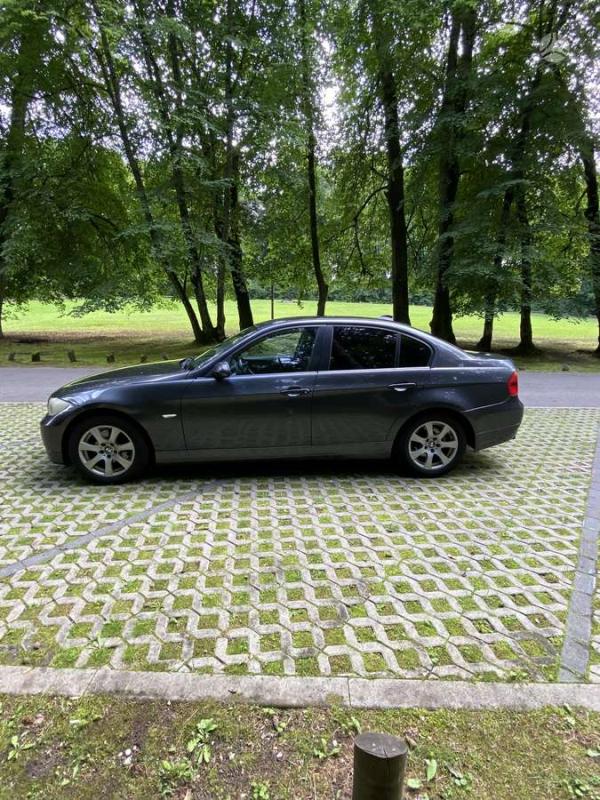Pelēks BMW 320 2008 Kauņa, ar dzinēja tilpumu 2.00 L un nobraukumu 364 tūkst. km par 2490 €, foto 6 vietnē AUTOMOTO.COM.LV
