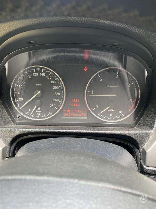 Pelēks BMW 320 2008 Kauņa, ar dzinēja tilpumu 2.00 L un nobraukumu 364 tūkst. km par 2490 €, foto 9 vietnē AUTOMOTO.COM.LV