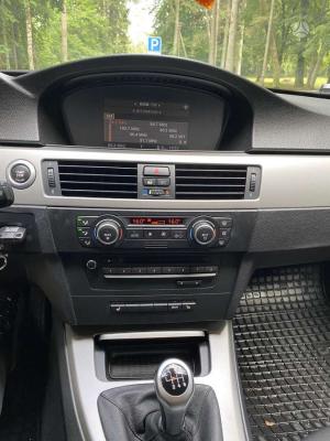 Pelēks BMW 320 2008 Kauņa, ar dzinēja tilpumu 2.00 L un nobraukumu 364 tūkst. km par 2490 €, foto 10 vietnē AUTOMOTO.COM.LV
