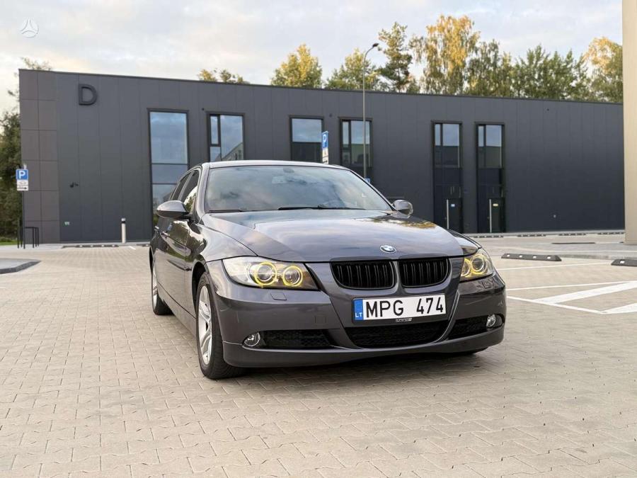 Grey BMW 320 2008 in Vilnius, with an engine capacity of 2.00 L and mileage of 355 thousand km for 3490 €, photo 10 on AUTOMOTO.COM.LV
