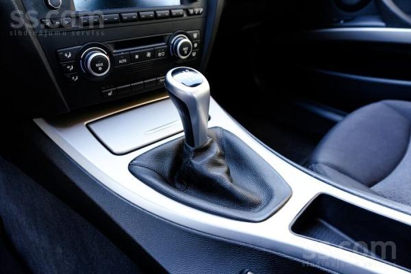 Pelēks BMW 320 2008 Rīga, ar dzinēja tilpumu 2.00 L un nobraukumu 234 tūkst. km par 4290 €, foto 8 vietnē AUTOMOTO.COM.LV