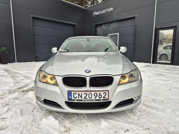 Pelēks BMW 320 2009 Utena, ar dzinēja tilpumu 2.00 L un nobraukumu 388 tūkst. km par 3490 €, foto 7 vietnē AUTOMOTO.COM.LV