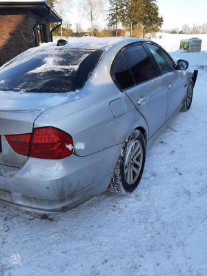 Pelēks BMW 320 2009 Prienai, ar dzinēja tilpumu 2.00 L un nobraukumu 316 tūkst. km par 2650 €, foto 10 vietnē AUTOMOTO.COM.LV