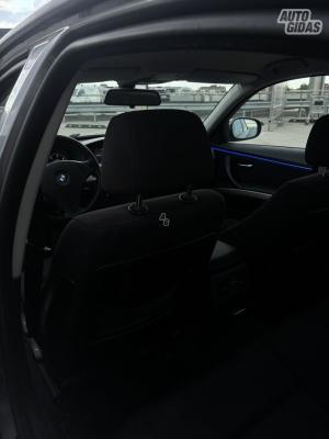 Grey BMW 320 2009 in Vilnius, with an engine capacity of 2.00 L and mileage of 301 thousand km for 5899 €, photo 4 on AUTOMOTO.COM.LV