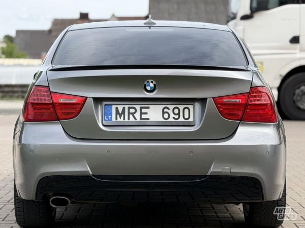 Grey BMW 320 2009 in Kaisiadorys, with an engine capacity of 2.00 L and mileage of 301 thousand km for 3950 €, photo 3 on AUTOMOTO.COM.LV