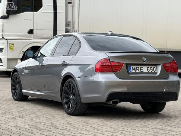Grey BMW 320 2009 in Kaisiadorys, with an engine capacity of 2.00 L and mileage of 301 thousand km for 3950 €, photo 4 on AUTOMOTO.COM.LV