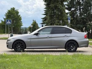 Grey BMW 320 2009 in Kaisiadorys, with an engine capacity of 2.00 L and mileage of 301 thousand km for 3950 €, photo 7 on AUTOMOTO.COM.LV