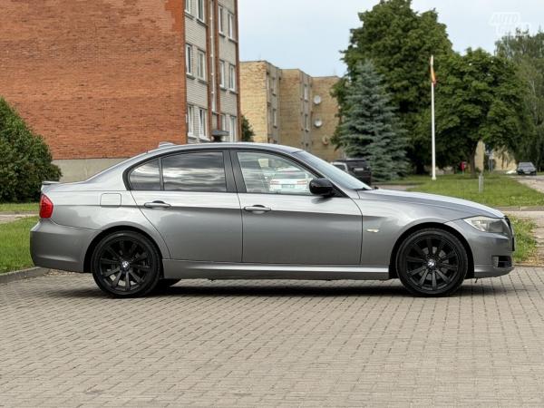 Grey BMW 320 2009 in Kaisiadorys, with an engine capacity of 2.00 L and mileage of 301 thousand km for 3950 €, photo 8 on AUTOMOTO.COM.LV