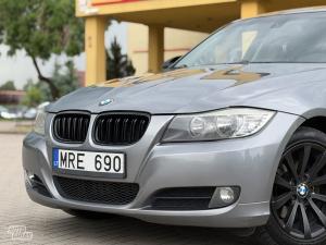 Grey BMW 320 2009 in Kaisiadorys, with an engine capacity of 2.00 L and mileage of 301 thousand km for 3950 €, photo 14 on AUTOMOTO.COM.LV
