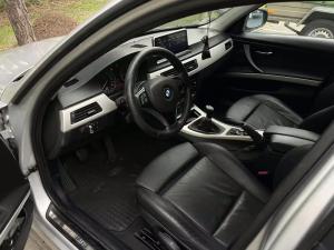 Grey BMW 320 2009 in Riga, with an engine capacity of 2.00 L and mileage of 344 thousand km for 3390 €, photo 9 on AUTOMOTO.COM.LV