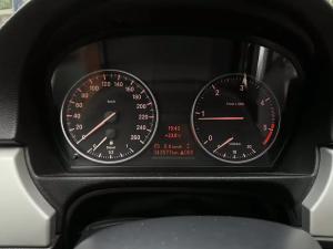 Grey BMW 320 2009 in Riga, with an engine capacity of 2.00 L and mileage of 344 thousand km for 3390 €, photo 19 on AUTOMOTO.COM.LV