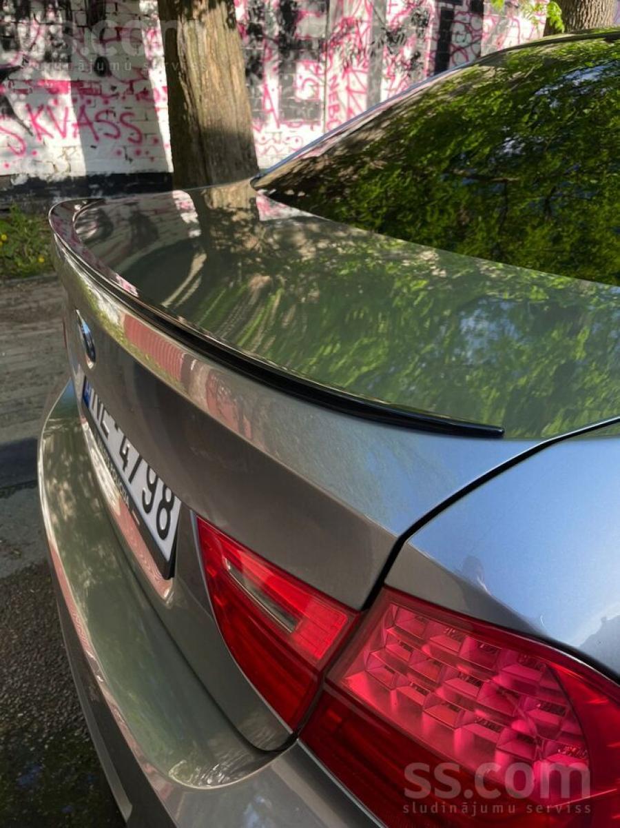 Pelēks BMW 320 2009 Rīga, ar dzinēja tilpumu 2.00 L un nobraukumu 334 tūkst. km par 6450 €, foto 7 vietnē AUTOMOTO.COM.LV
