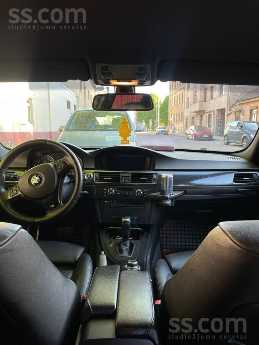 Pelēks BMW 320 2009 Rīga, ar dzinēja tilpumu 2.00 L un nobraukumu 334 tūkst. km par 6450 €, foto 19 vietnē AUTOMOTO.COM.LV