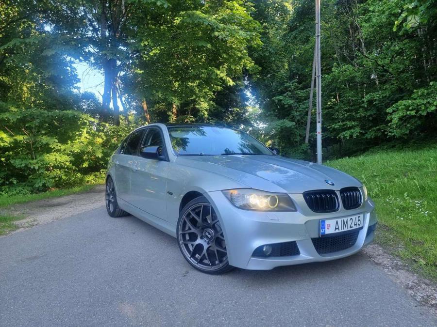 Grey BMW 320 2009 in Vilnius, with an engine capacity of 2.00 L and mileage of 230 thousand km for 5700 €, photo 14 on AUTOMOTO.COM.LV
