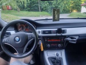 Grey BMW 320 2009 in Vilnius, with an engine capacity of 2.00 L and mileage of 230 thousand km for 5700 €, photo 15 on AUTOMOTO.COM.LV