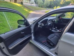 Grey BMW 320 2009 in Vilnius, with an engine capacity of 2.00 L and mileage of 230 thousand km for 5700 €, photo 18 on AUTOMOTO.COM.LV