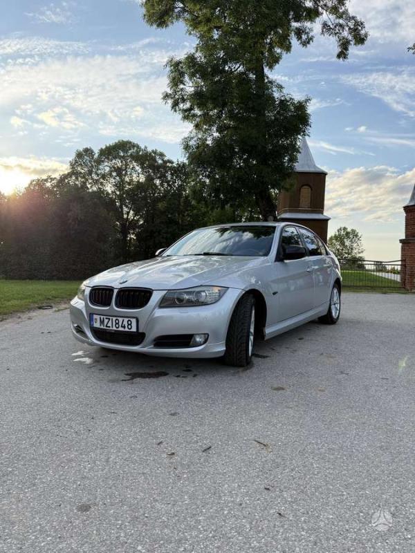 Pelēks BMW 320 2009 Kauņa, ar dzinēja tilpumu 2.00 L un nobraukumu 312 tūkst. km par 5250 €, foto 1 vietnē AUTOMOTO.COM.LV