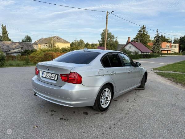 Pelēks BMW 320 2009 Kauņa, ar dzinēja tilpumu 2.00 L un nobraukumu 312 tūkst. km par 5250 €, foto 5 vietnē AUTOMOTO.COM.LV