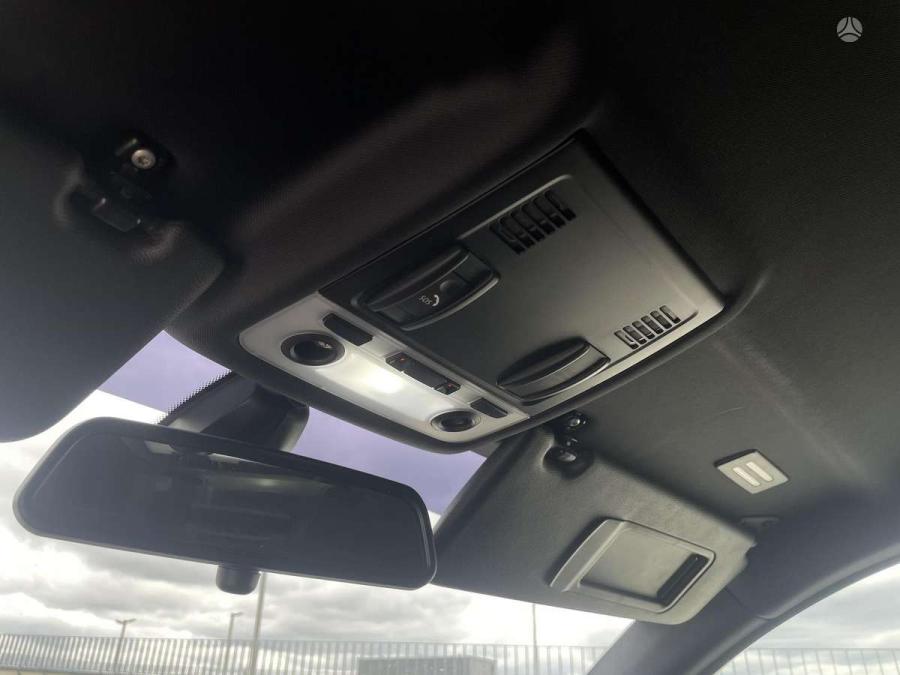 Grey BMW 320 2009 in Vilnius, with an engine capacity of 2.00 L and mileage of 369 thousand km for 3200 €, photo 15 on AUTOMOTO.COM.LV