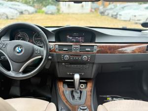 Pelēks BMW 320 2009 Kuldīga, ar dzinēja tilpumu 2.00 L un nobraukumu 330 tūkst. km par 6890 €, foto 15 vietnē AUTOMOTO.COM.LV