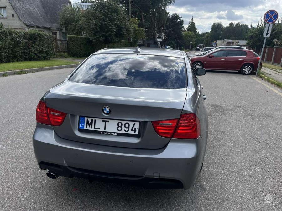 Pelēks BMW 320 2009 Kauņa, ar dzinēja tilpumu 2.00 L un nobraukumu 310 tūkst. km par 4300 €, foto 3 vietnē AUTOMOTO.COM.LV